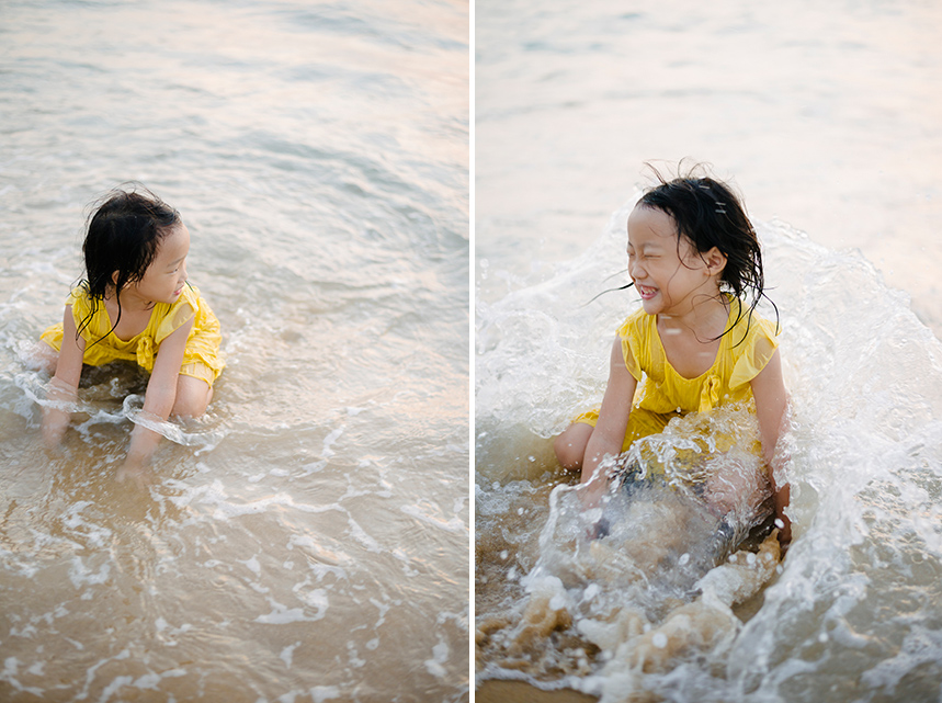 Casual beach walk family session with Kwek family | darinimages